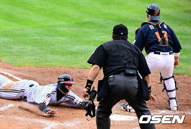 "LG 역시 우승한 팀답게 잘했다, 내일은 한화가 더…" 1차전 완패 깔끔하게 인정, 2차전 반격 다짐한 김경문 감독 [KS1]