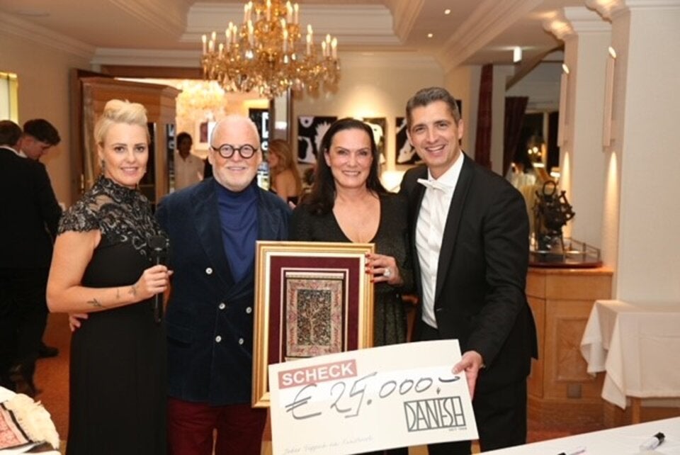 Glanzvoller Teppich-Galaabend im Schloss Seefels