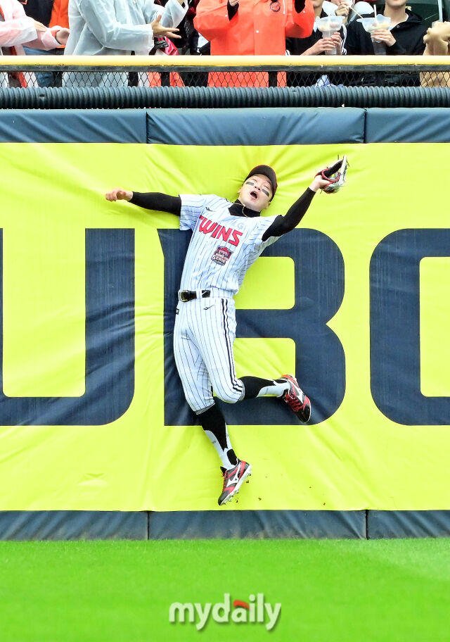 '문현빈 울리고 문동주 울리고' 한화 악마 그자체, 박해민 KS 첫 홈런→공수 맹활약 [MD잠실 KS1]