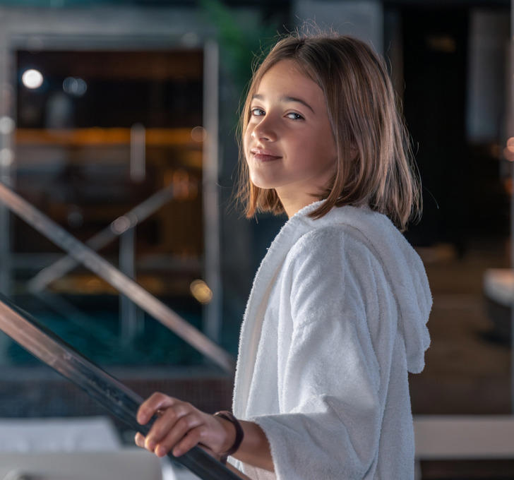 12 Stories That Prove Kindness Isn’t Weakness, It’s Grit With a Gentle Face
