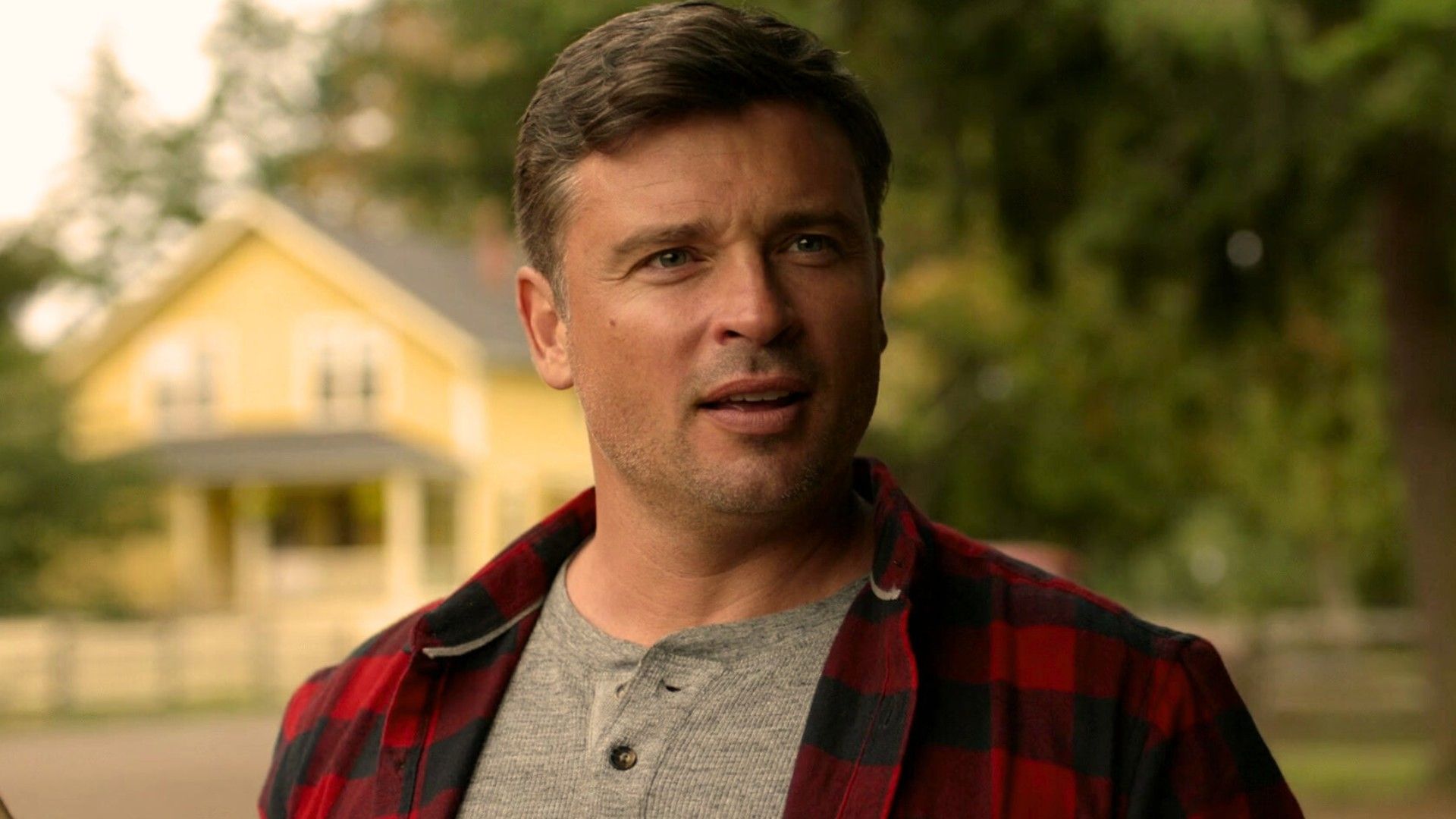 The DCU Already Showed Us Exactly How Tom Welling’s Batman Casting ...