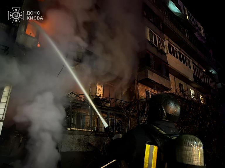 Russia attacks Kyiv for second night in row: 3 killed, 29 injured ...