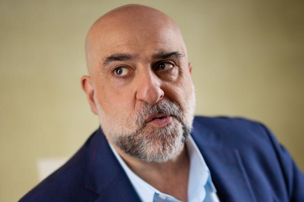 'Persian comedy powerhouse' to perform in Basingstoke on latest tour