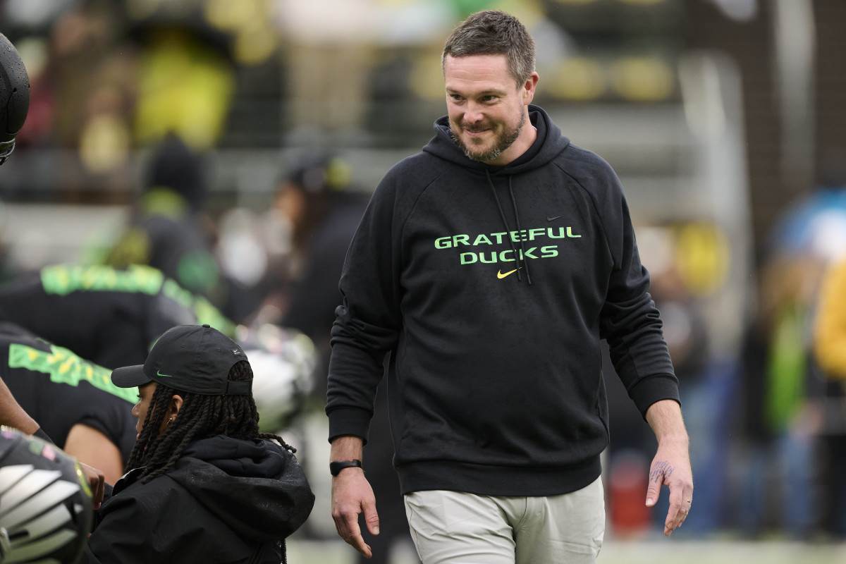 Dan Lanning Provides Positive Dante Moore Injury Update