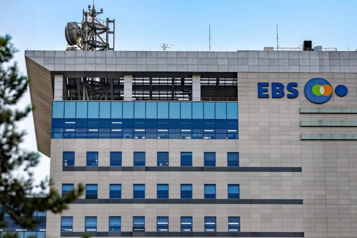 ‘폐지 위기’ 놓였던 EBS, 결국 해냈다… (+미친 라인업)