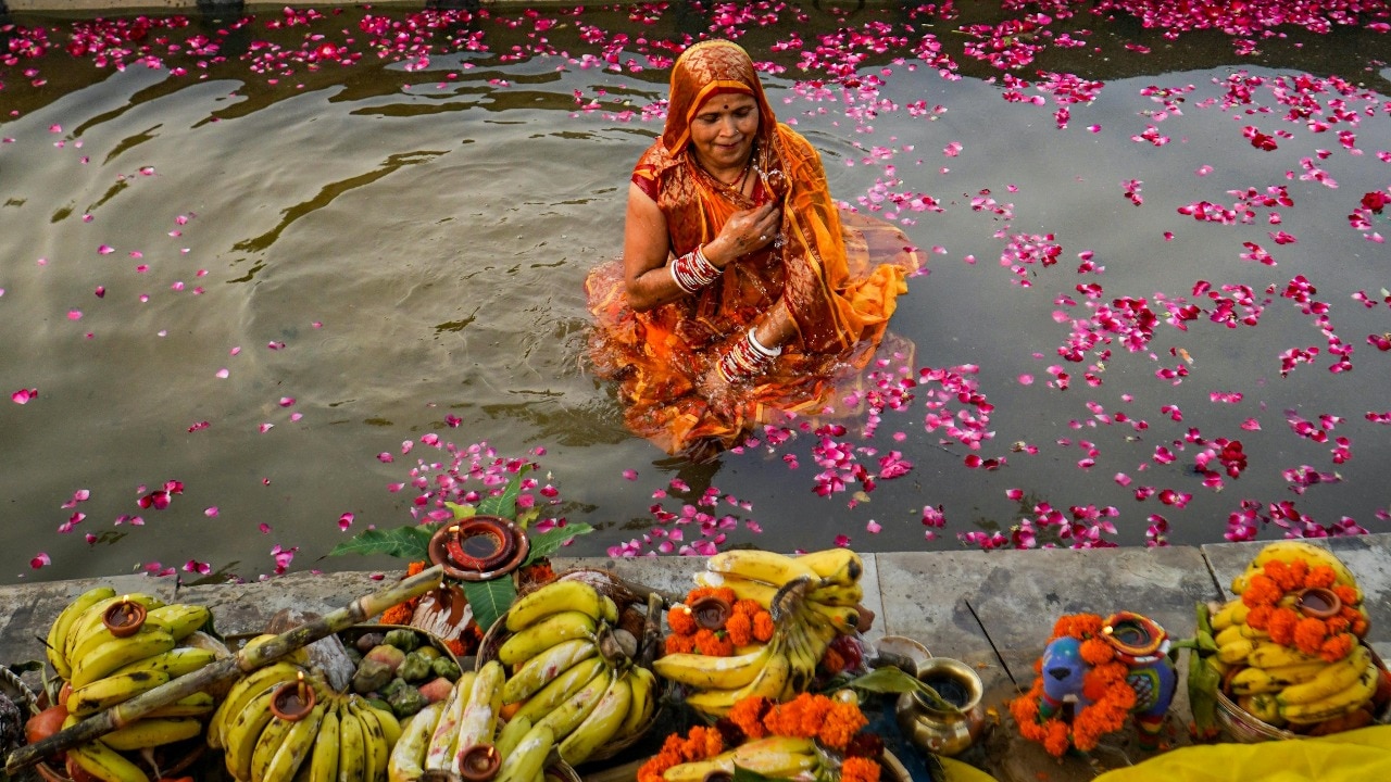 Happy Chhath Puja 2025: 50+ Kharna wishes, messages, and status for ...