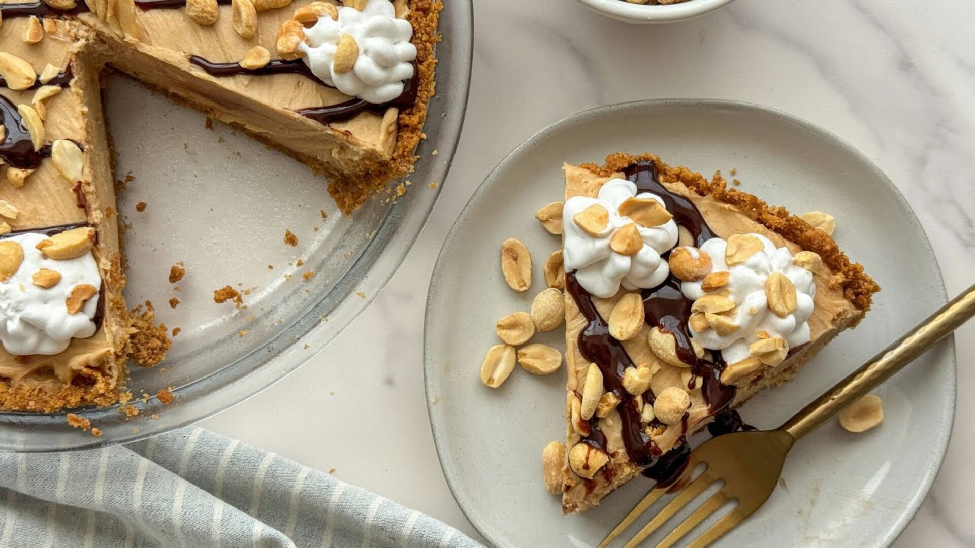 This Ultra-Creamy Peanut Butter Pie Could Make Dolly Parton Jealous
