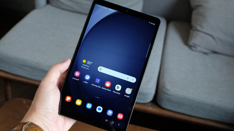 4 Cheaper Android Tablet Alternatives To The iPad In 2025