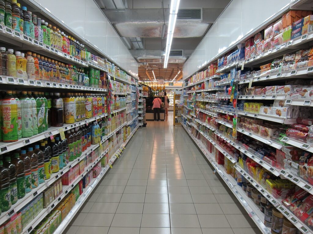 How shoppers are saving hundreds on groceries: Simple strategies that work