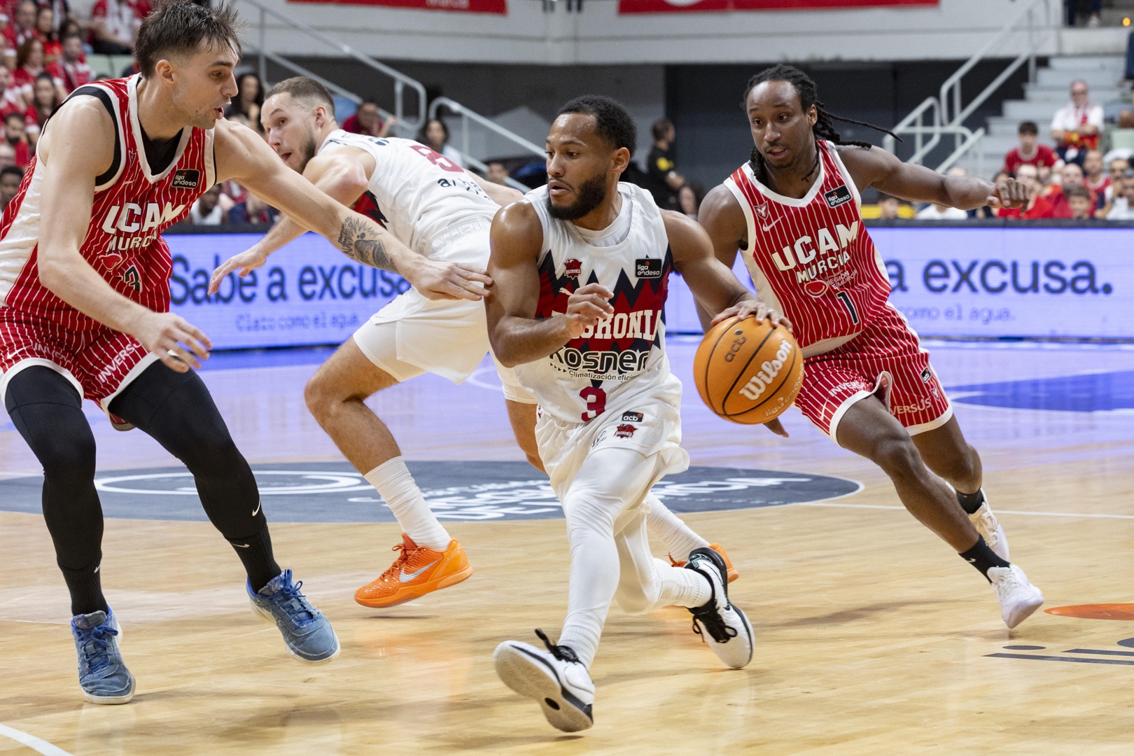 89-84. El UCAM CB, con el liderazgo de un gran DeJulius, vence a un ...