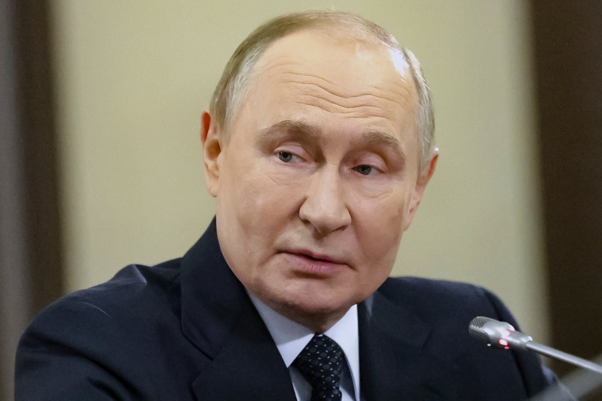 Vladimir Putin tests new 'invincible' nuclear-powered missile