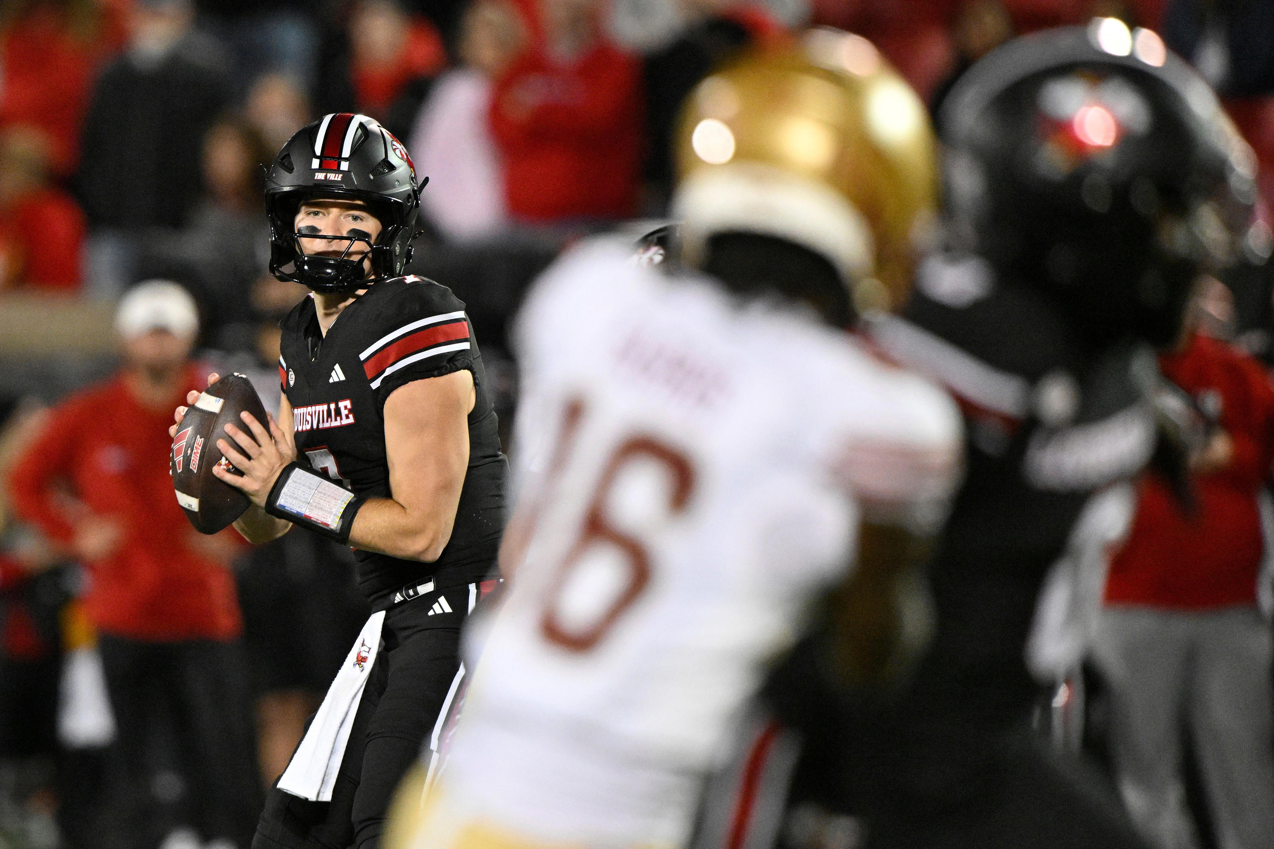 Louisville football QB Miller Moss adds 'fresh voice' to House v. NCAA ...