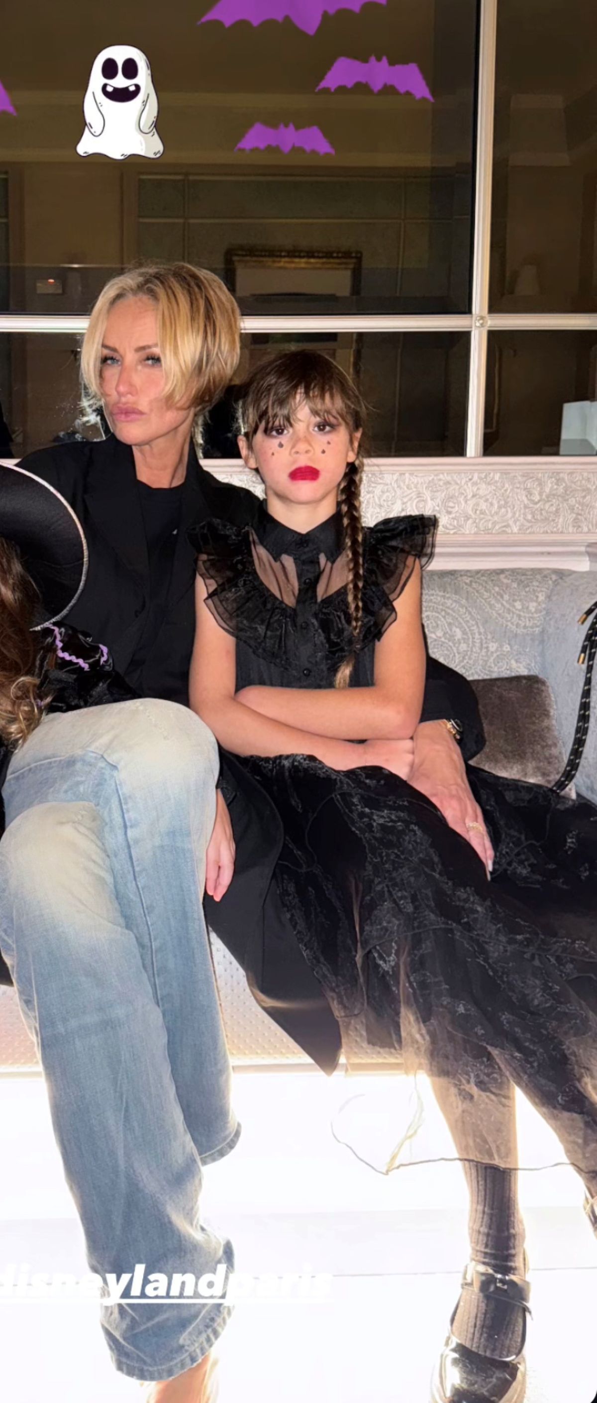 Adriana Karembeu et sa fille Nina complices : elles célèbrent Halloween ...