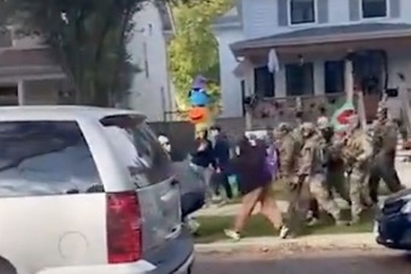 CBP agents release tear gas outside Chicago elementary school as kids ...