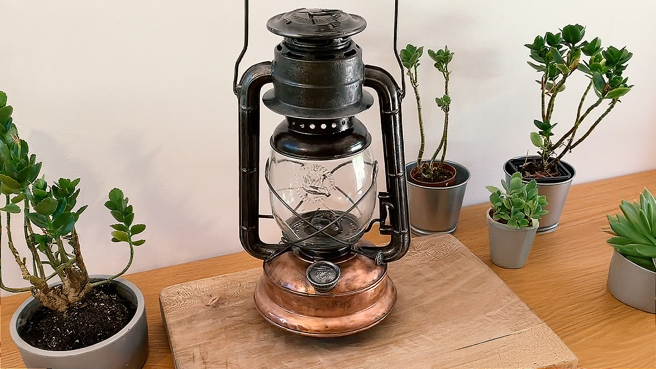 Can you restore a rusty oil lamp? Here’s how!