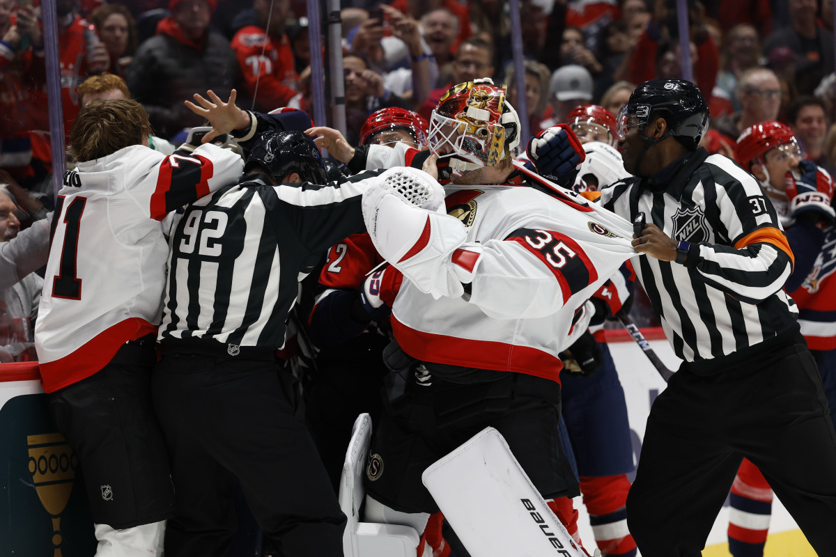 Senators address Linus Ullmark speculation before signing new goalie