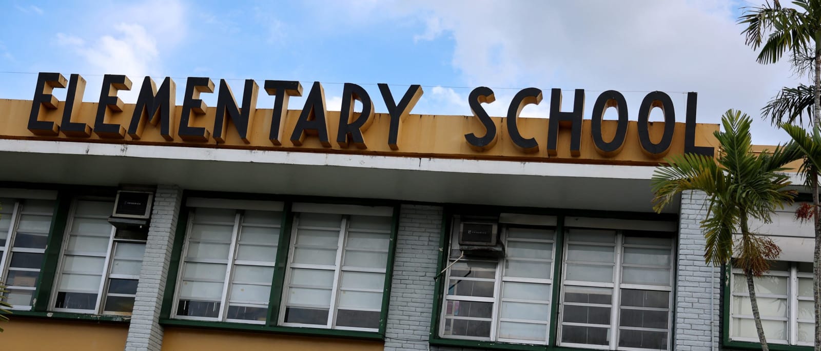 Florida Teacher Put On Leave After Allegedly Forcing Students To ...