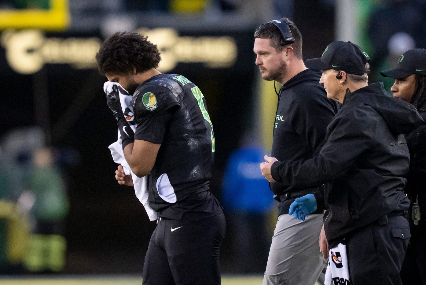 Dan Lanning gives bye week injury update on Oregon Ducks QB Dante Moore