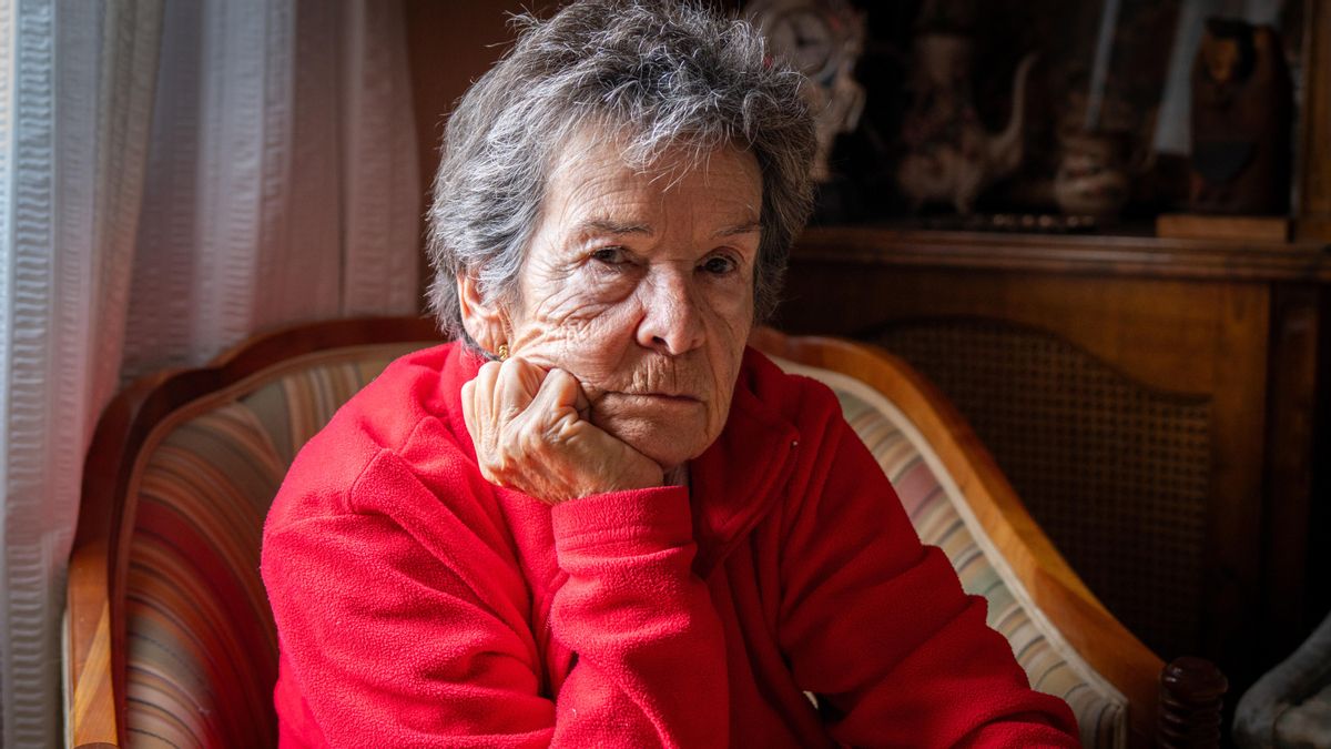 Maricarmen planta cara a una amenaza de desahucio a los 87 años: "Si me ...