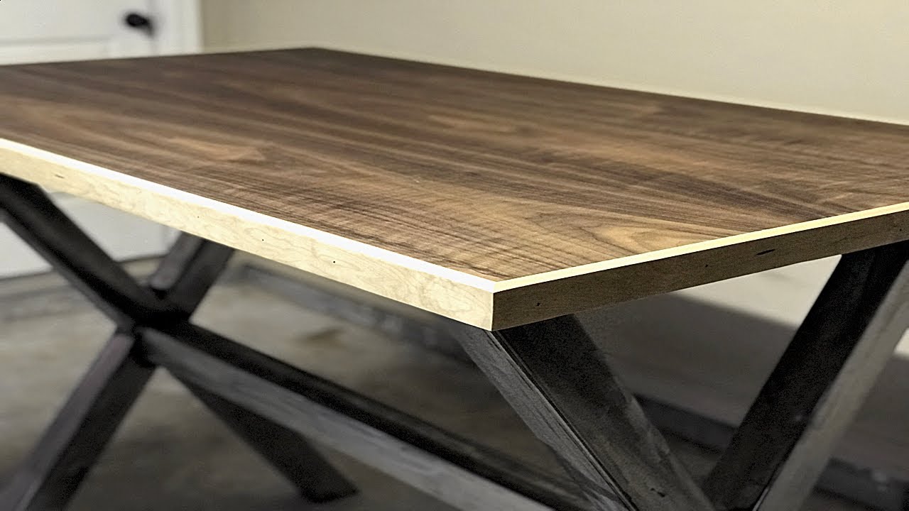 Easy steps for a modern desk