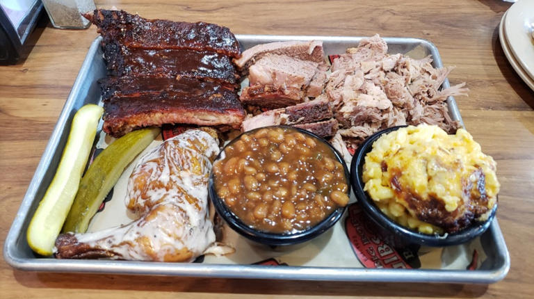 9 Mouthwatering Restaurants That Belong On Alabama's Ultimate Barbecue ...