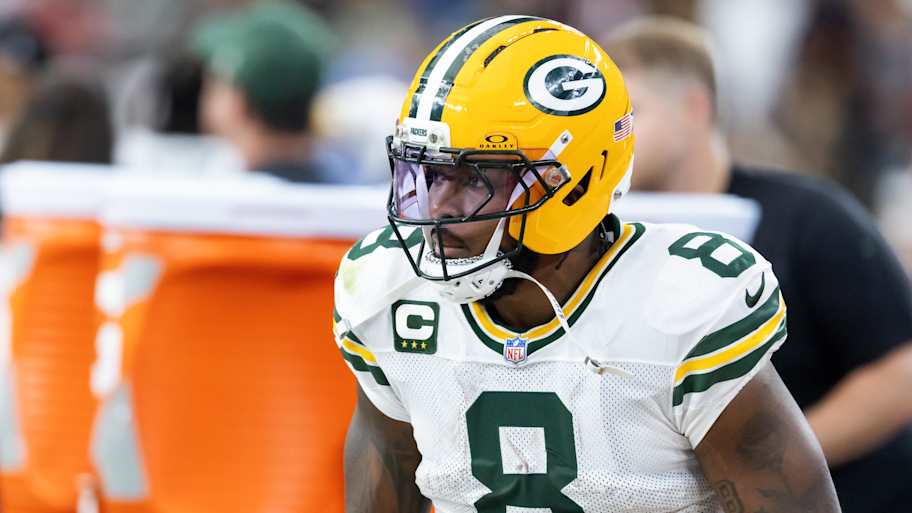 Is Josh Jacobs playing today? Packers confirm RB's status for SNF in Week 8