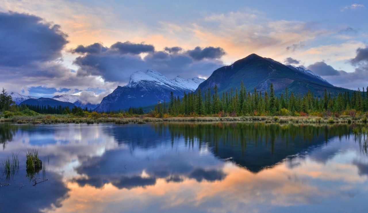 10 Breathtaking Canadian Destinations Everyone Should See Once