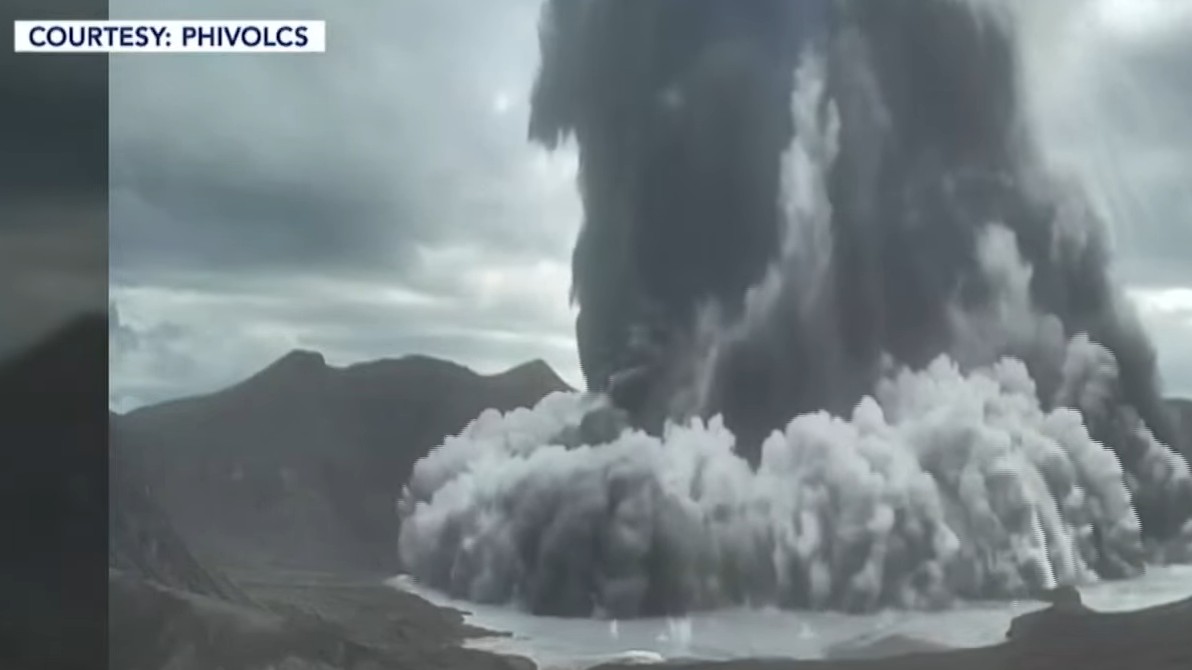 Taal Volcano erupts several times during weekend; Alert Level 1 still up