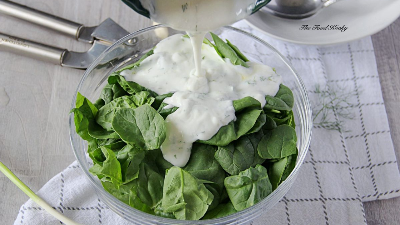 Spinach for hair growth: How to make palak shots for hair growth?