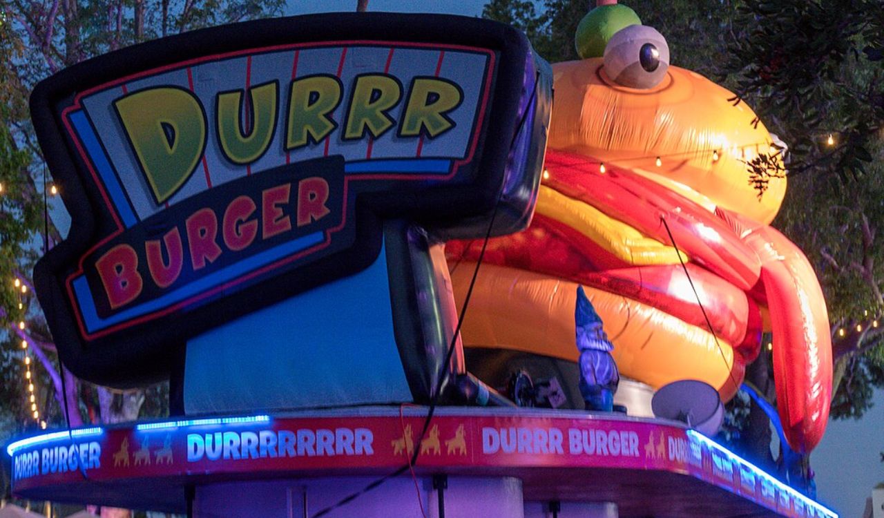 How to Make a Fortnite Inspired Durr Burger at Home