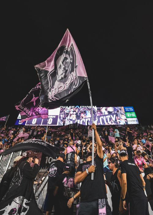 David Beckham celebrates special night with beloved mum Sandra by his side