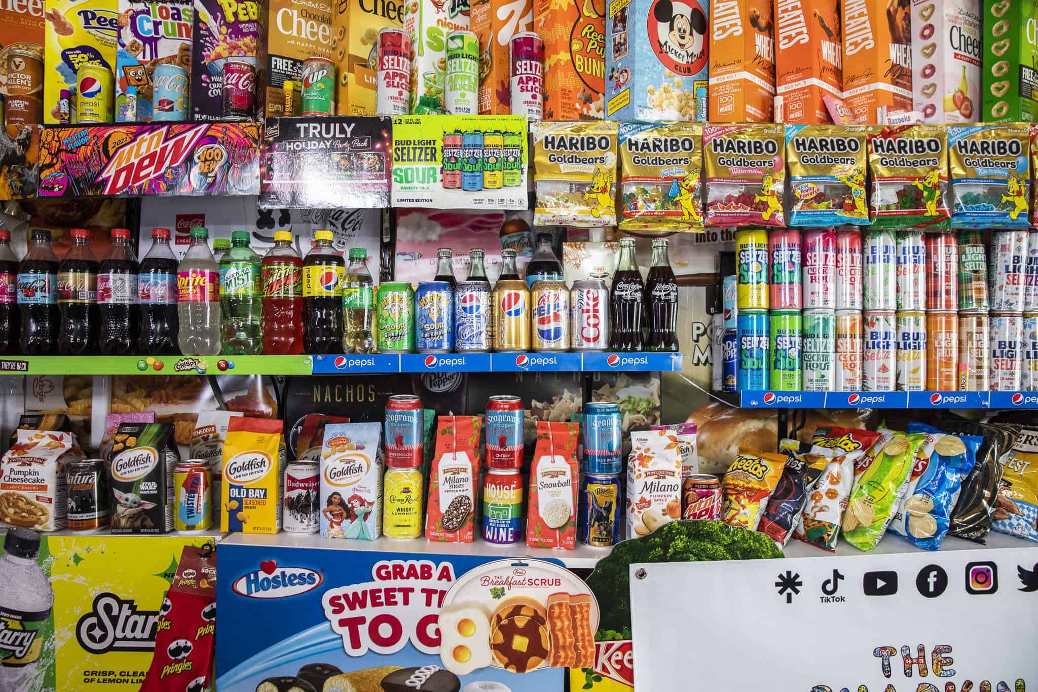10 Rare Snacks Collectors Still Hunt for