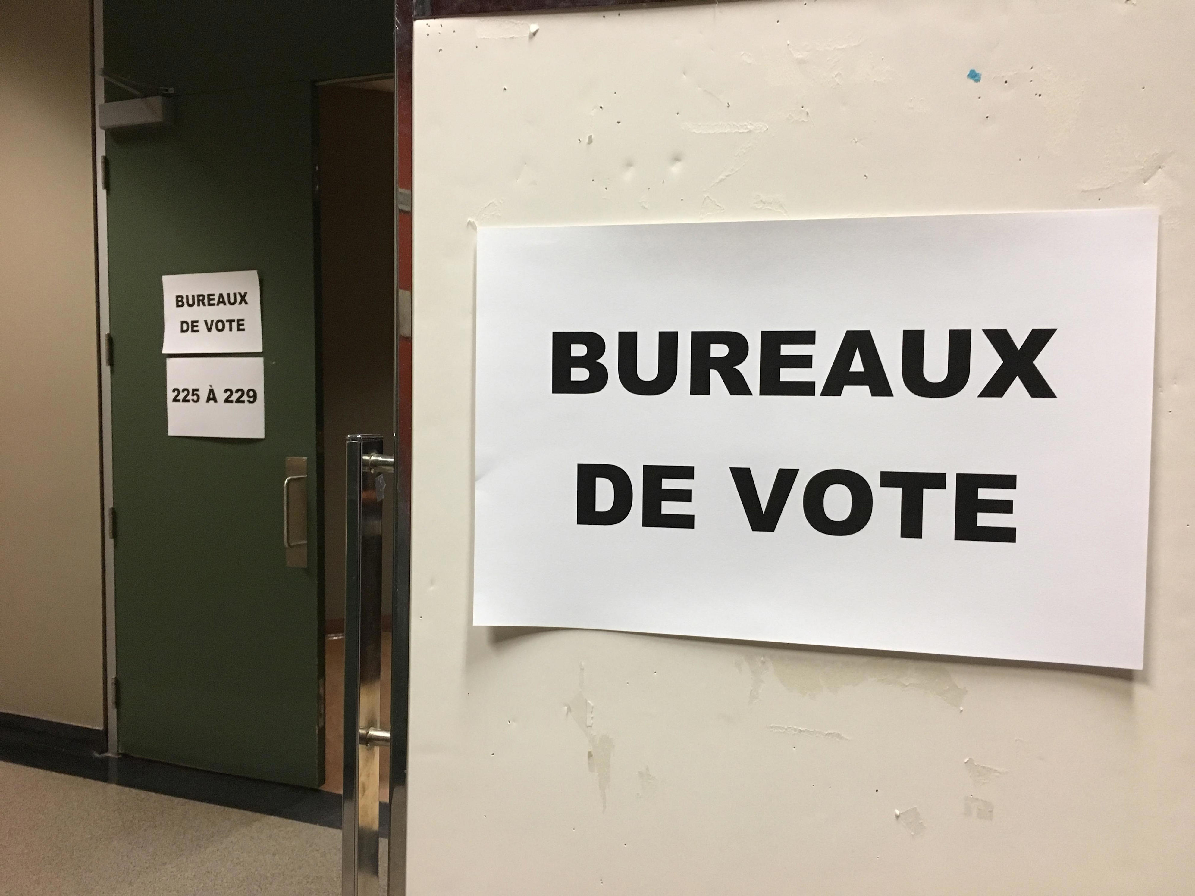 Début du vote par anticipation aux élections municipales québécoises