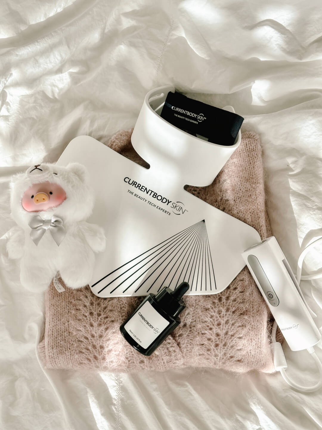 Next level neck care: CurrentBody LED Neck & Décolletage Mask Series 2 ...