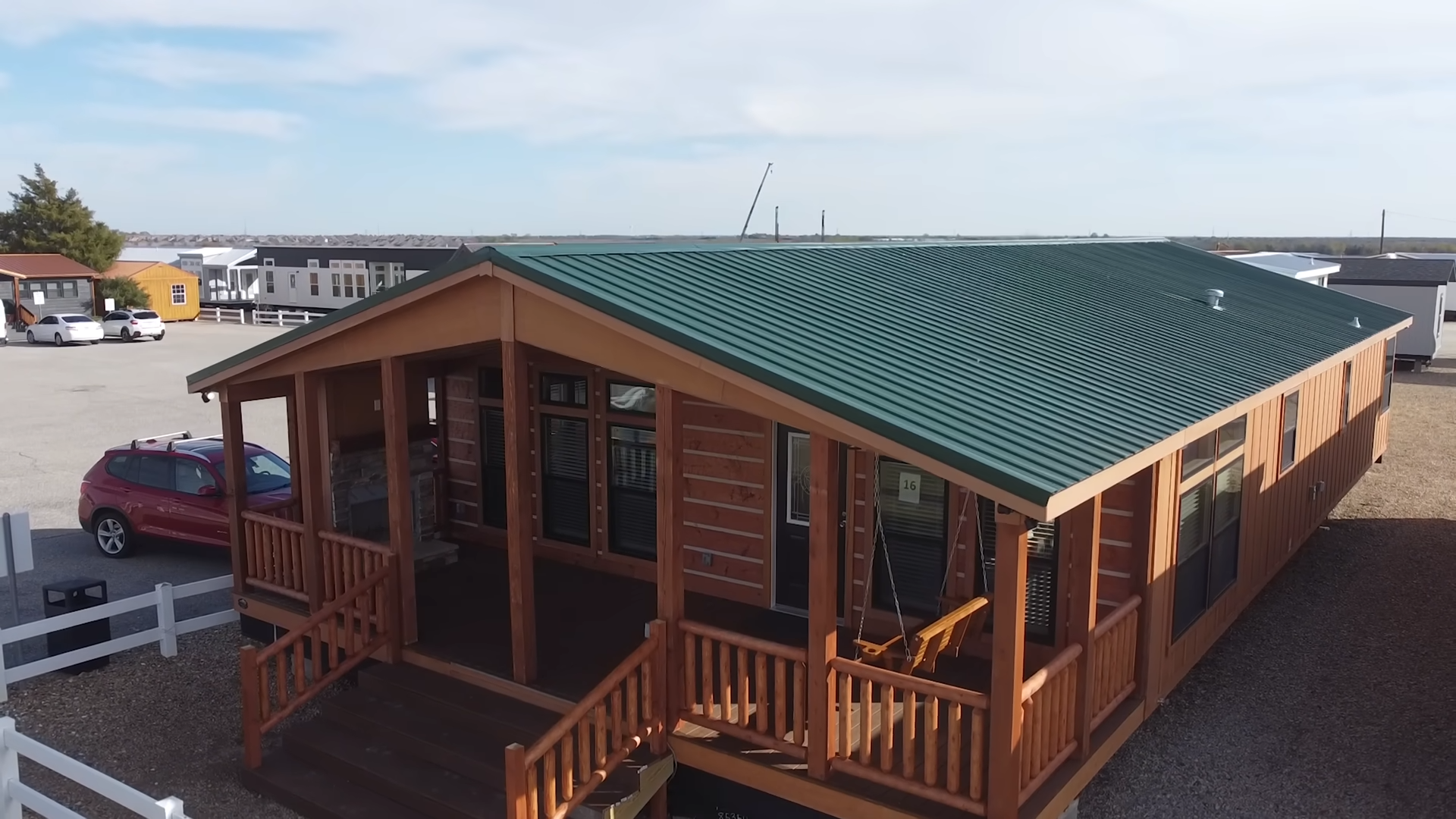 "Sequoia XL 853FP" by Platinum Cottages | 2 Bed, 2 Bath Mobile House Tour