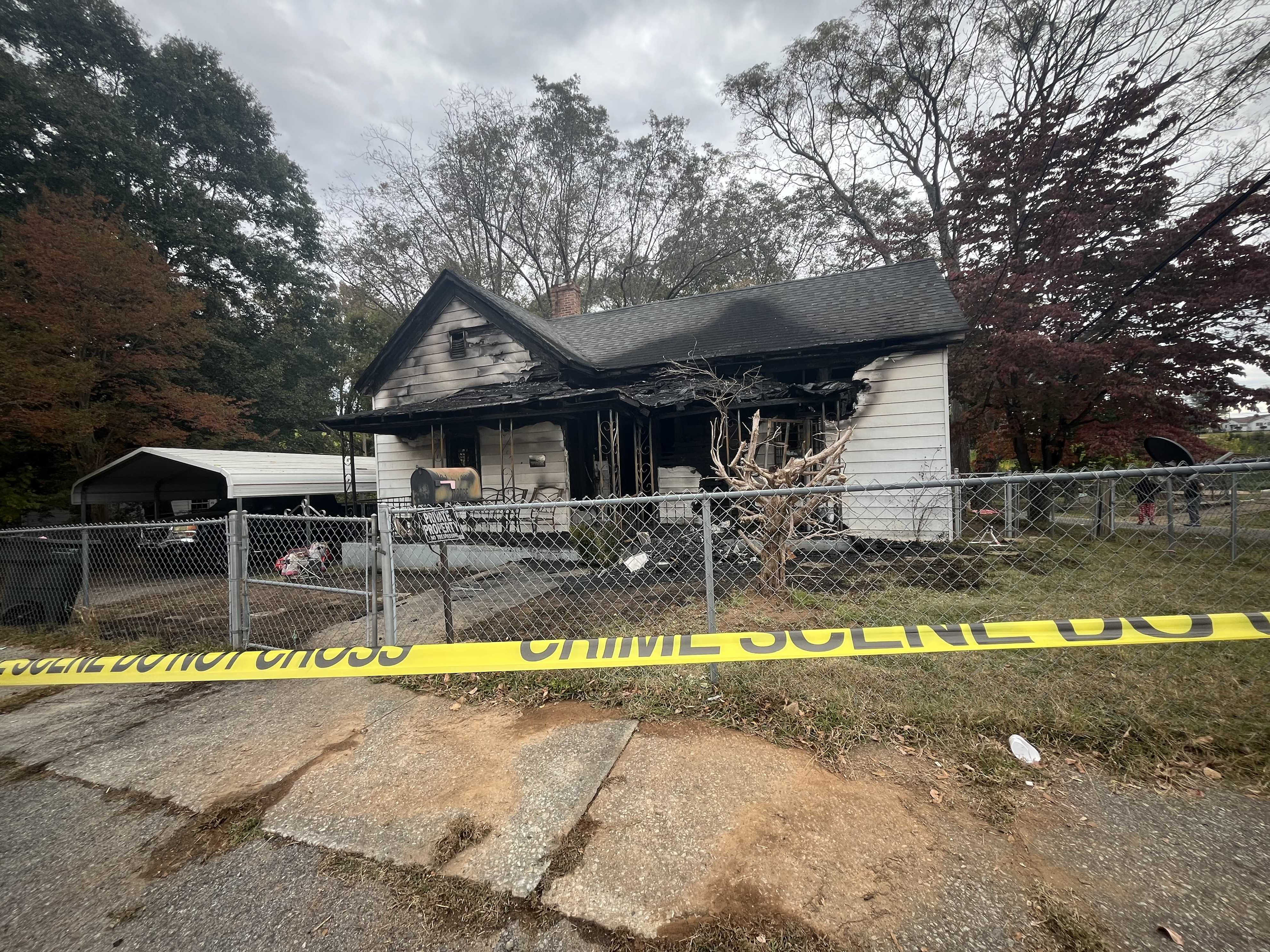Upstate family dies overnight in a house fire