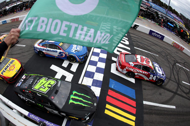 NASCAR Martinsville race results: William Byron is winner, plus full ...