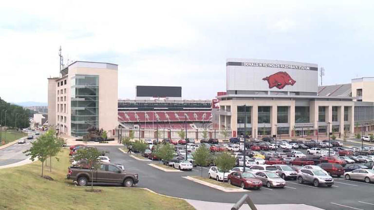 Arkansas and Mississippi State to meet in SEC play