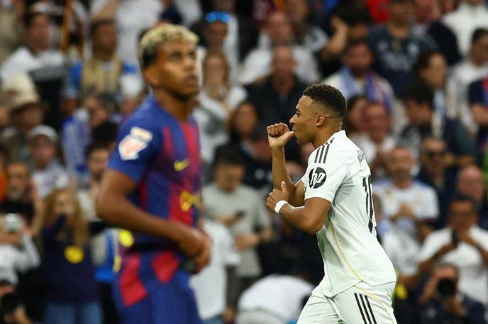 Kylian Mbappé remporte son premier Clasico avec le Real Madrid, et son ...