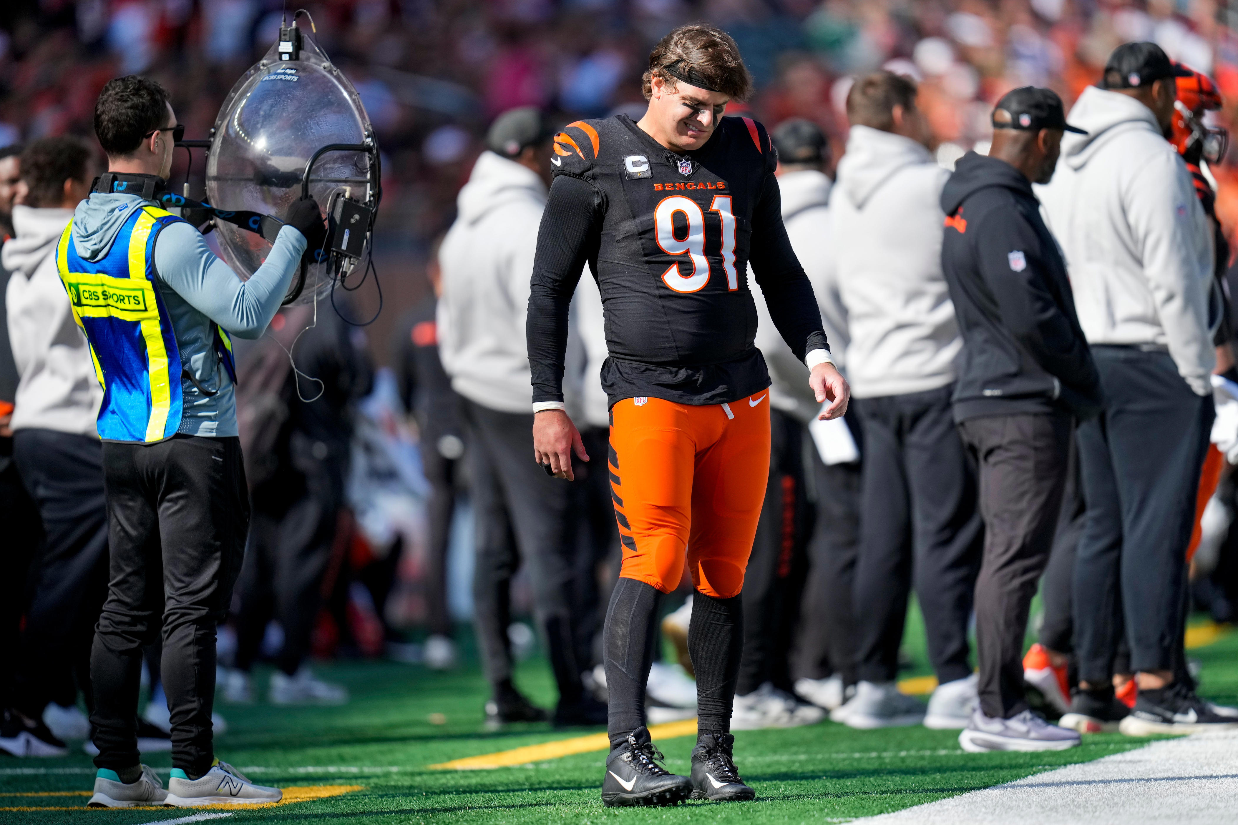 Watch: Bengals defensive end Trey Hendrickson injured on hit by Jets ...