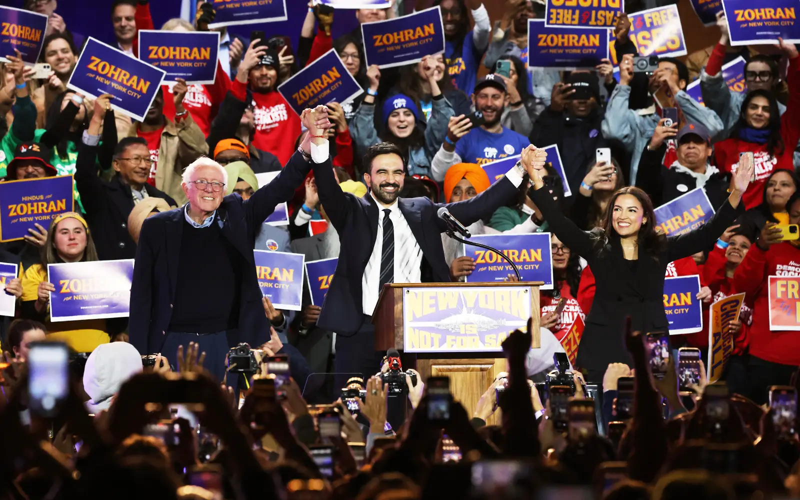 Top US leftists boost NY mayoral hopeful Mamdani at rally