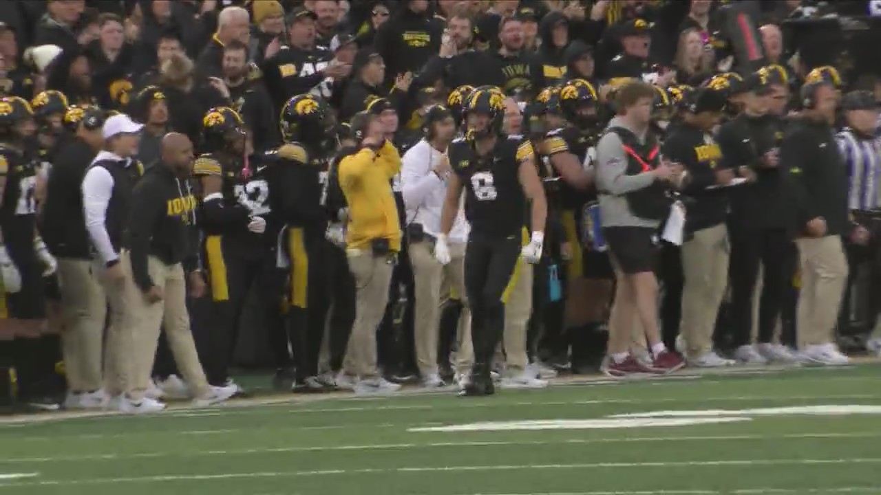 Iowa's pick six streak extends to 18 straight seasons