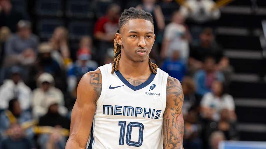 Former WVU Sharpshooter Javon Small Has Offensive Explosion For In ...