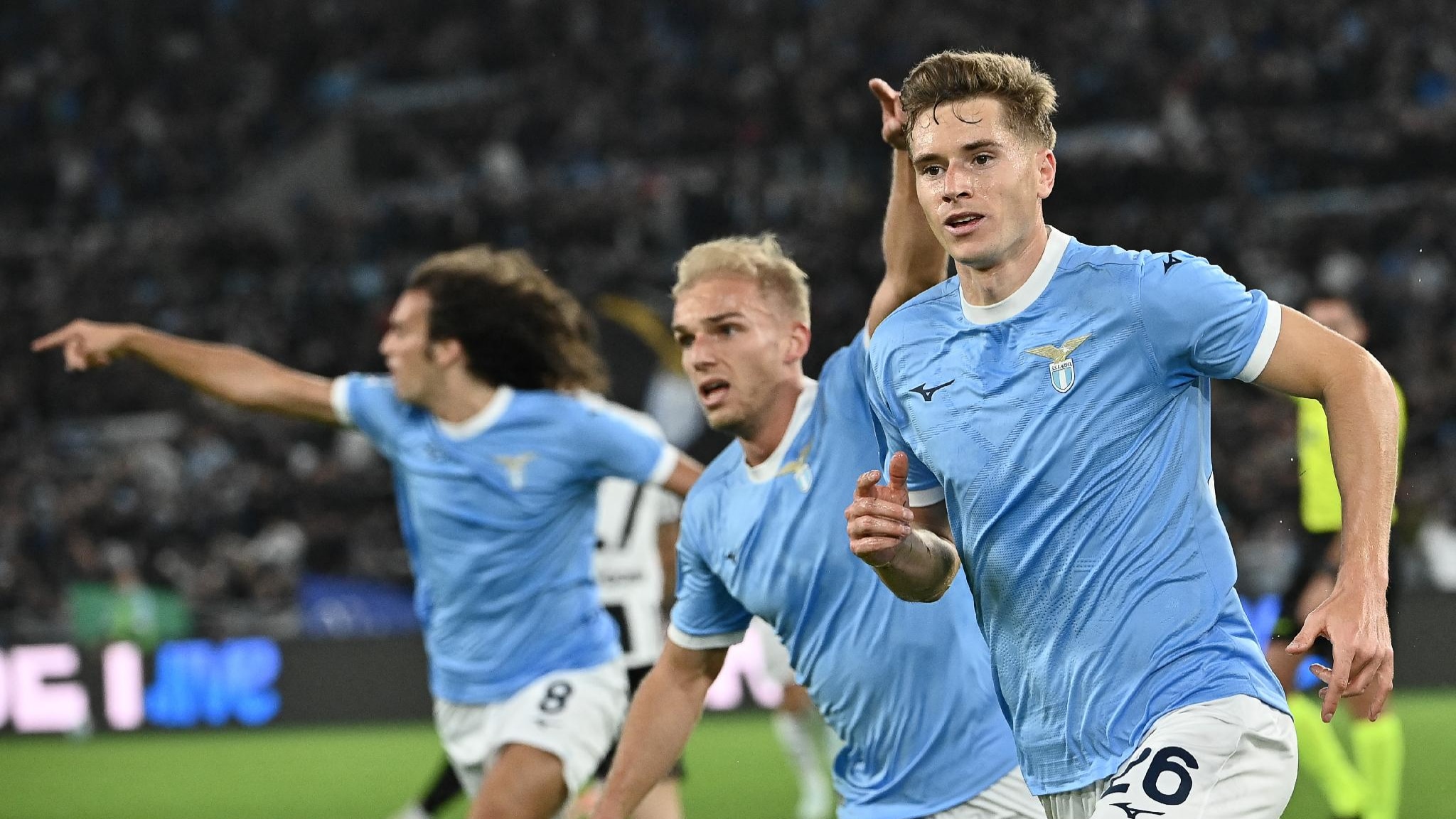 Serie A, oggi in campo alle 18.00 Lazio-Cremonese. Alle 20.45 big match ...