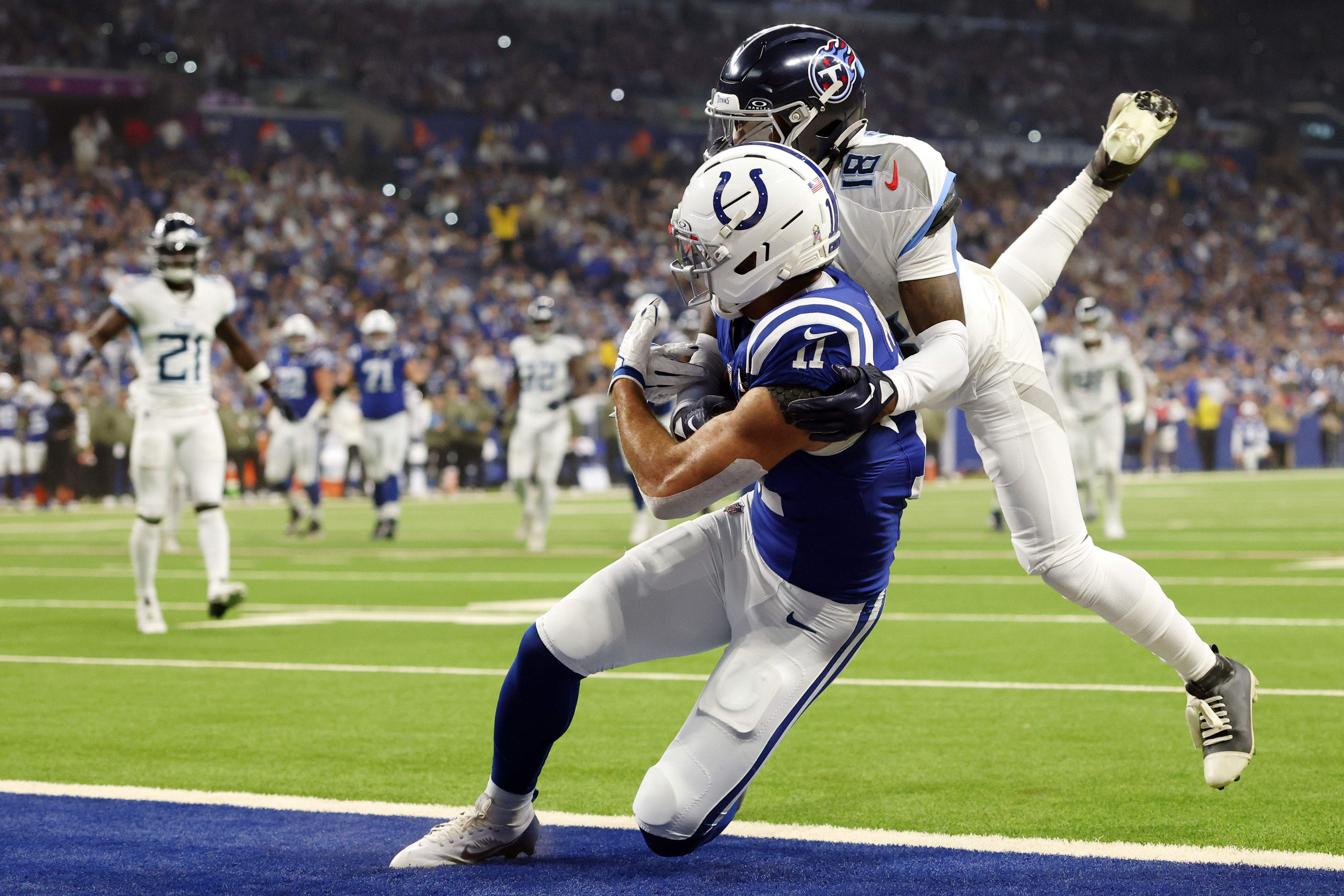 Michael Pittman Jr. makes absurd snag against Titans for 4th TD in last ...