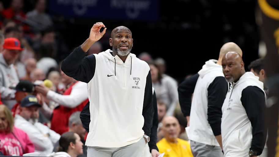 Valparaiso Basketball 2025–26: Rebuilt Beacons Look to Rise Again Under ...