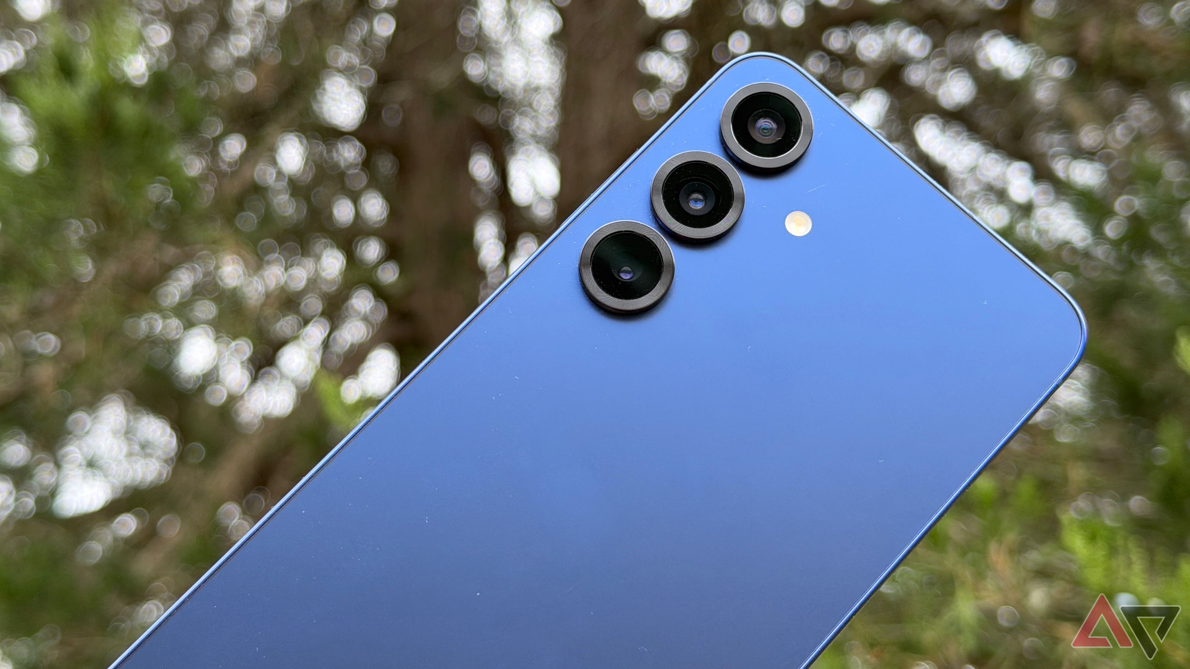 Smartphones are boring, and I couldn't be happier about it