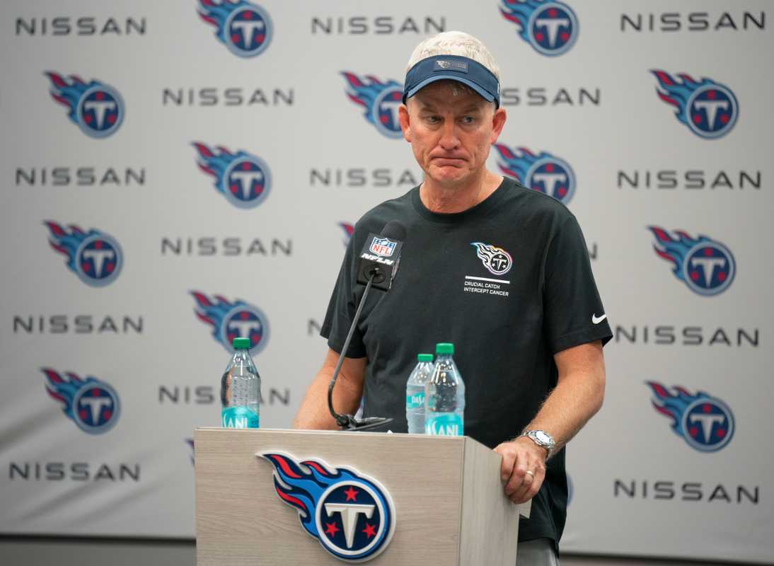 Mike McCoy's cowardly decision in Colts beatdown is everything wrong with this listless Titans ...