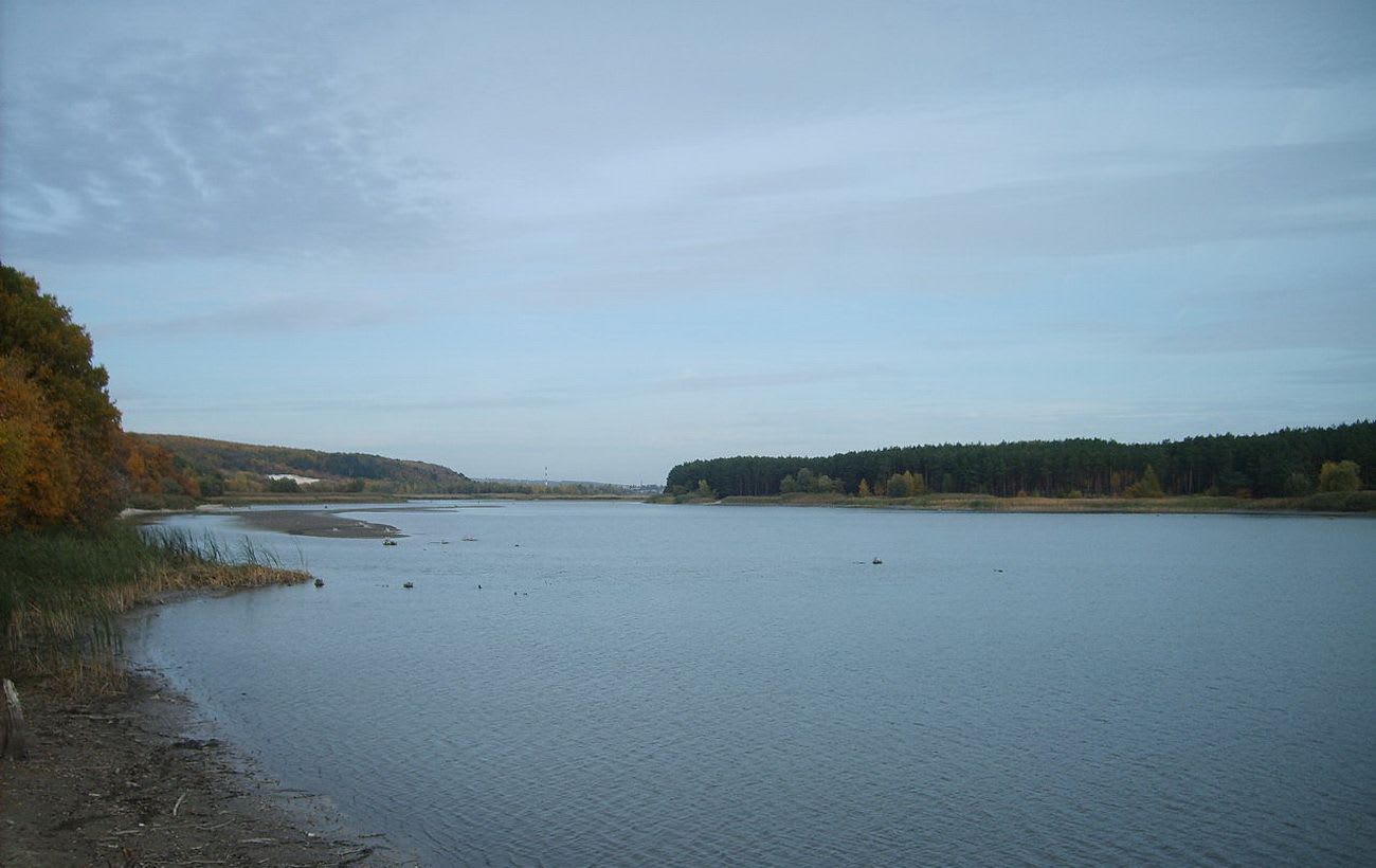 Satellite images reveal scale of flooding after Ukrainian attack on ...