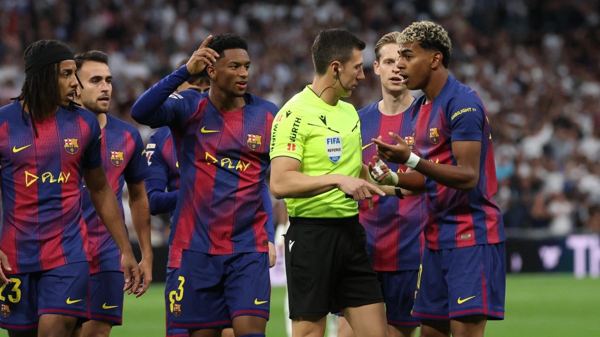 LaLiga: Carvajal's Controversial Gesture to Lamine Yamal After El ...